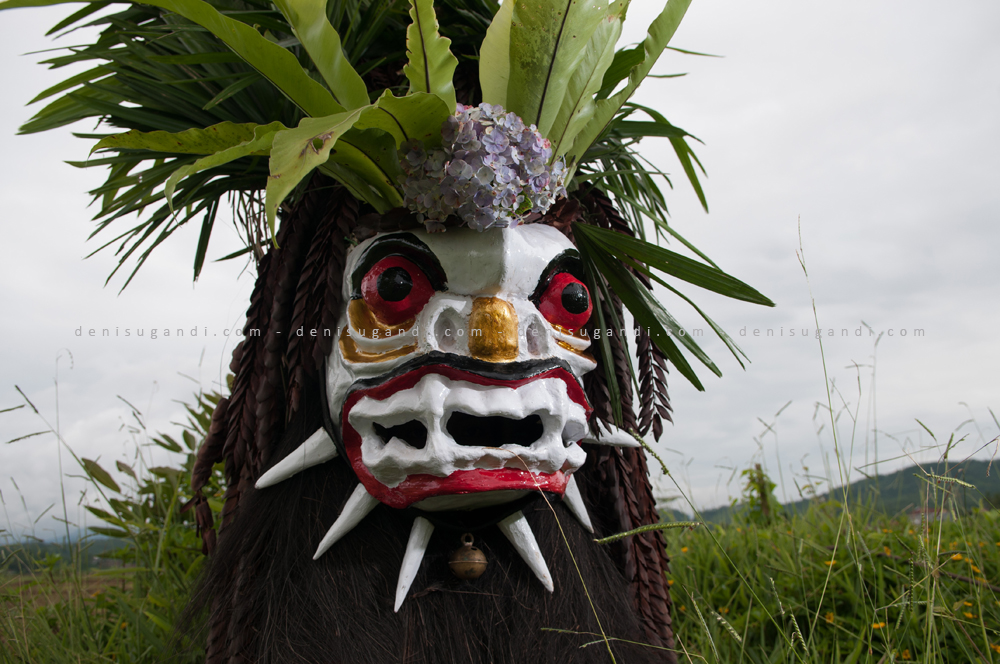 TOLAK BALA BEBEGIG | Deni Sugandi